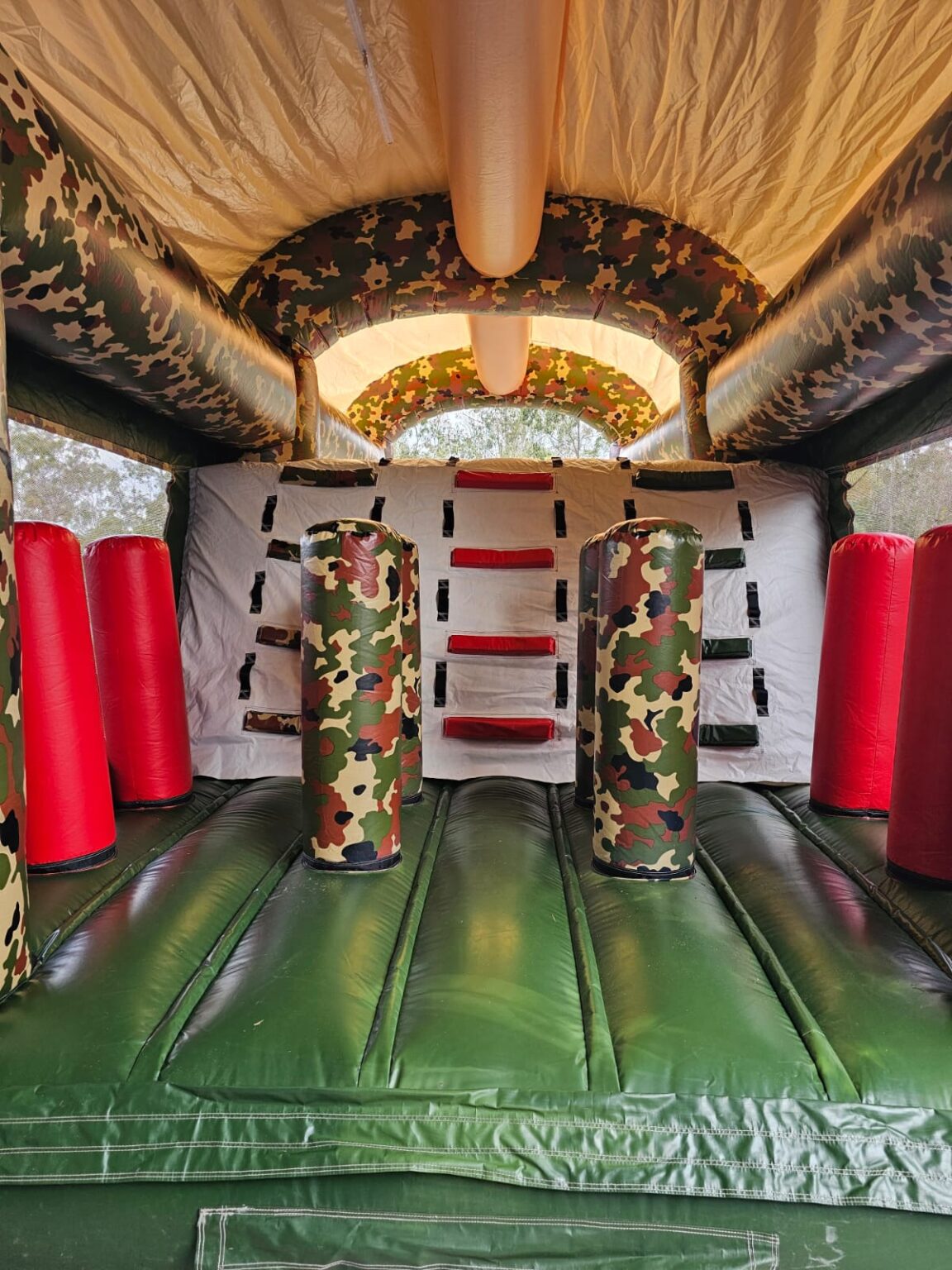 ARMY OBSTACLE 2 - Aussie Inflatables